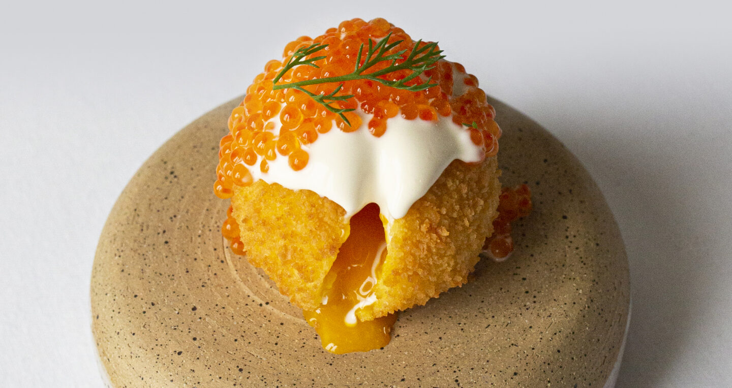 Deep fried eggs & trout roe – G.H.Mumm
