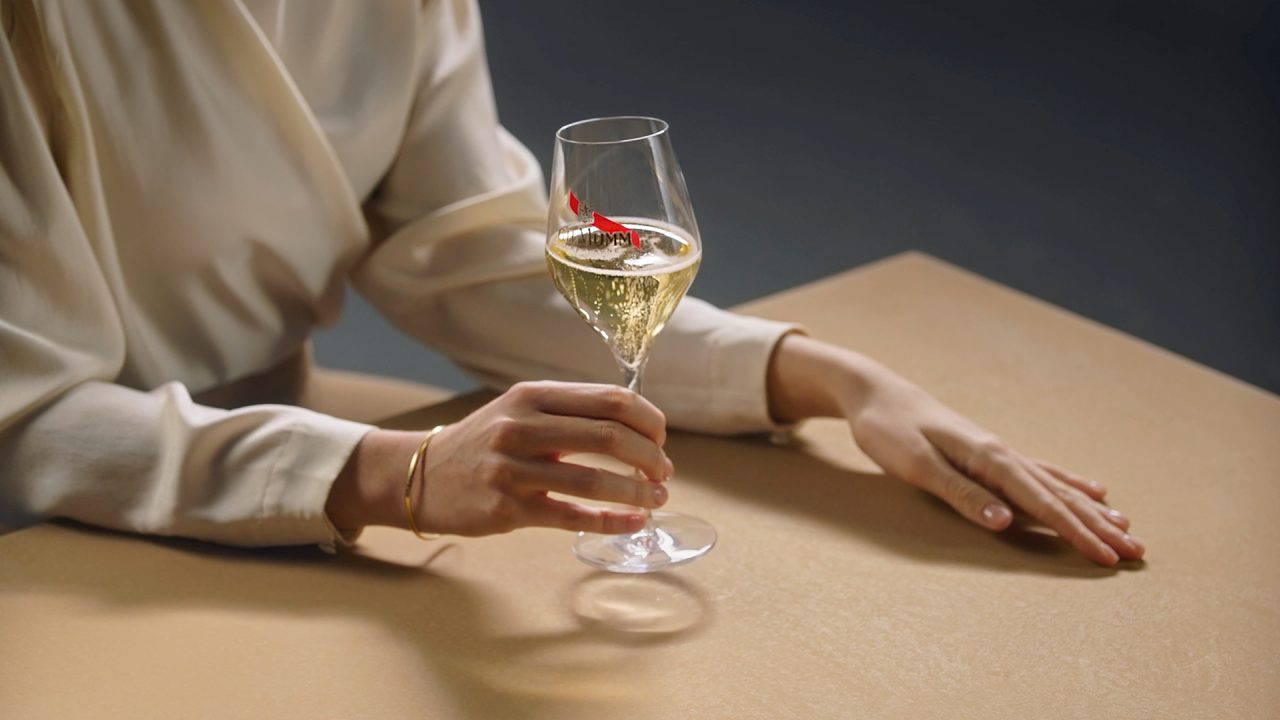 How to taste Champagne? – G.H.Mumm
